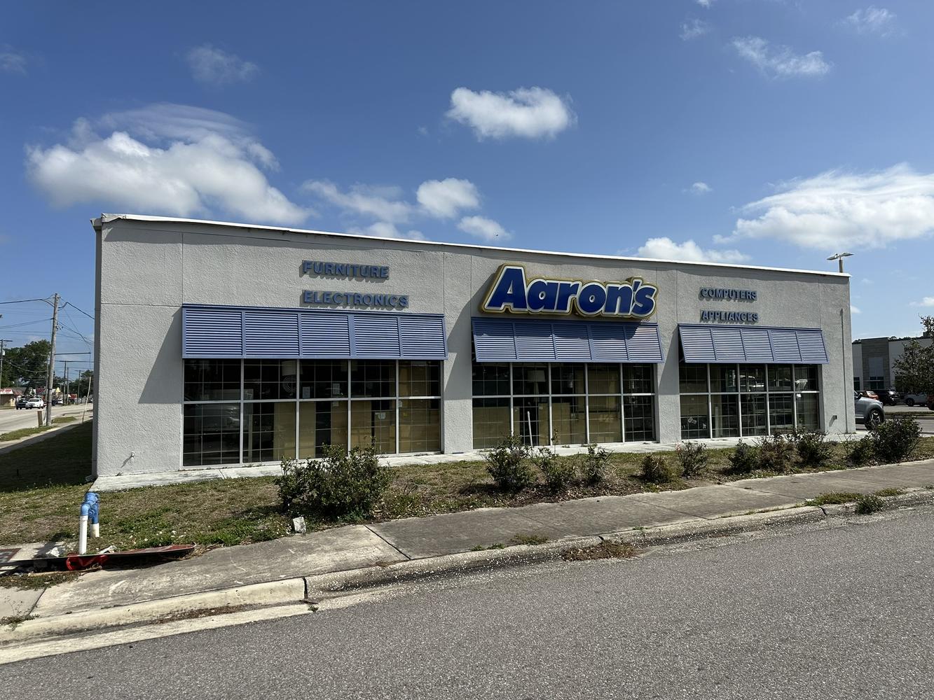 Freestanding Retail Building for Lease - TotalCommercial.com